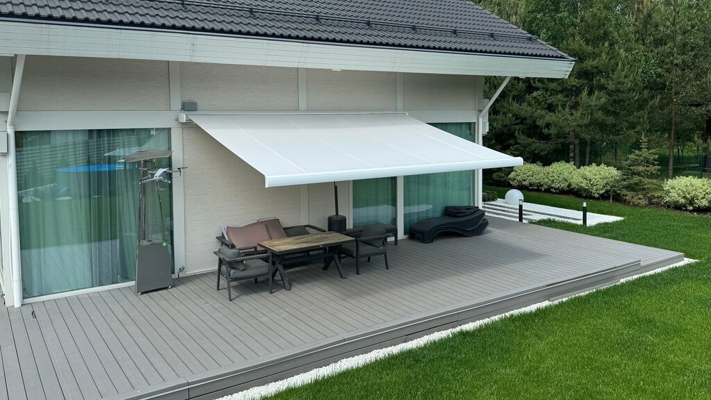 Çerçeve ve çadır yapıları Marko, Saint‑Petersburg, foto