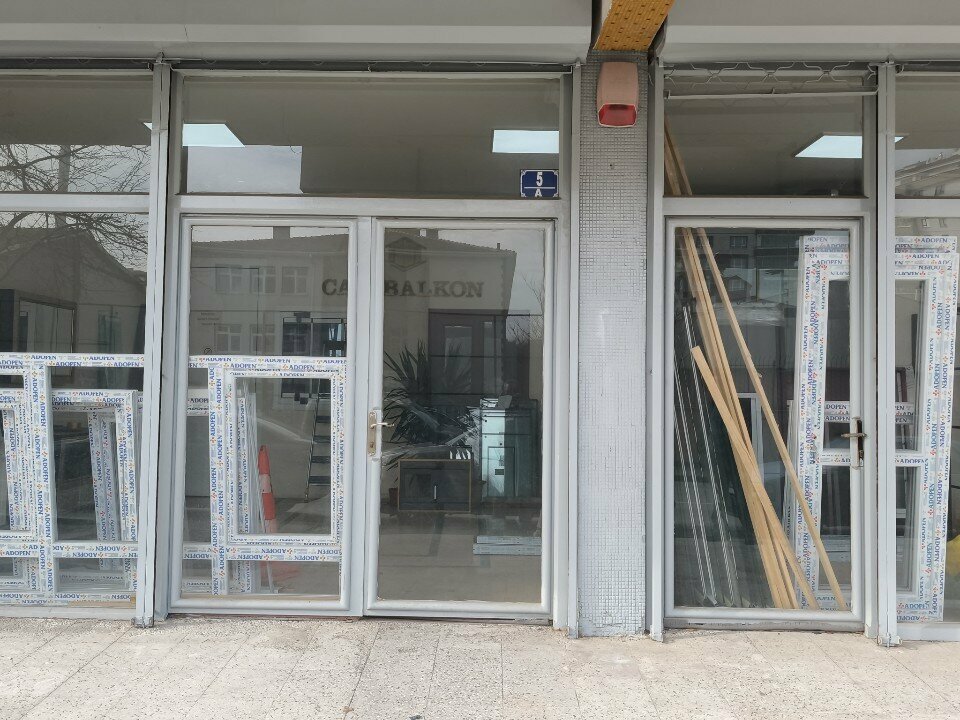 Pencere üretim ekipmanları Özen Yapı Cam Balkon, Ankara, foto