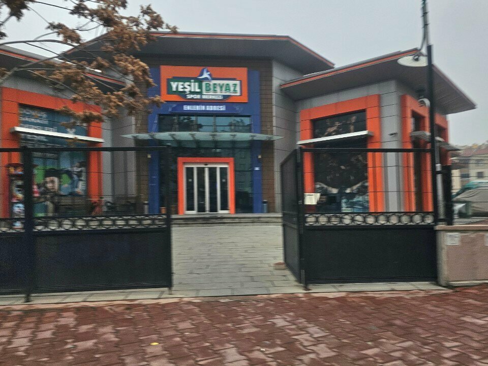 Çok amaçlı spor tesisleri Yeşil Beyaz Spor Merkezi, Konya, foto