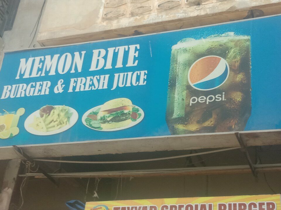 Fast food Mehmon bite, Karaçi, foto