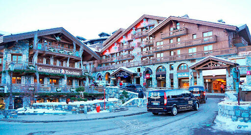 Kayak merkezi Courchevel Ski Resort France, , foto