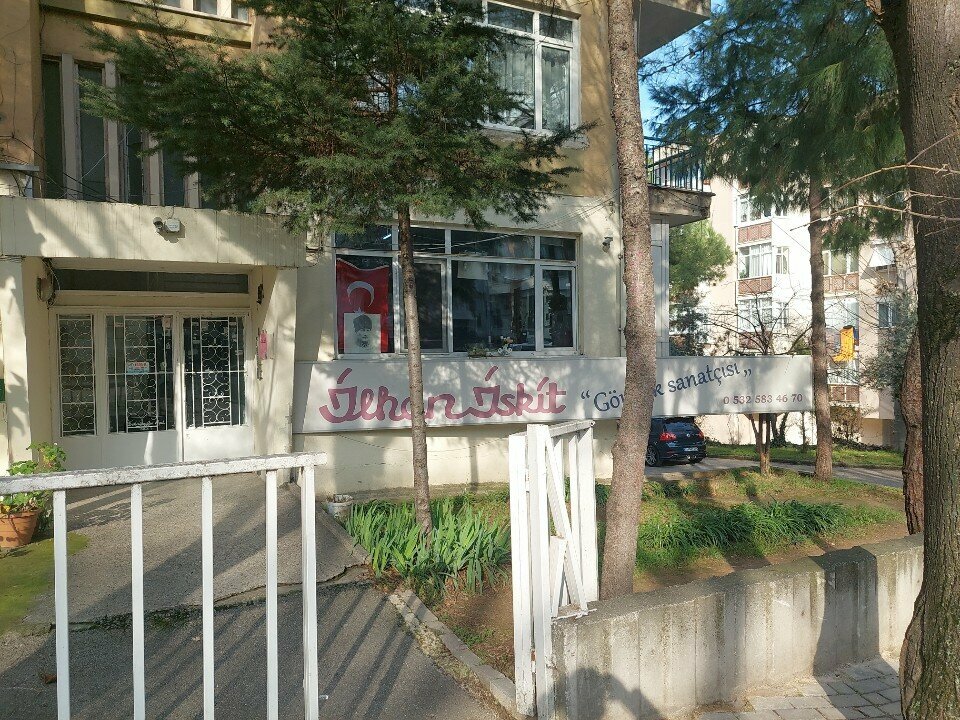 Giyim mağazası Gömlek Sanatçısı İlhan İskit, Bursa, foto