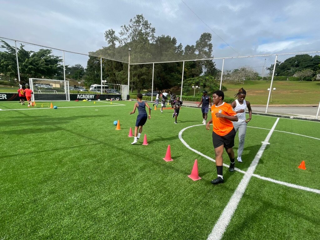 Stadyum Sport Center Academy, Abican, foto