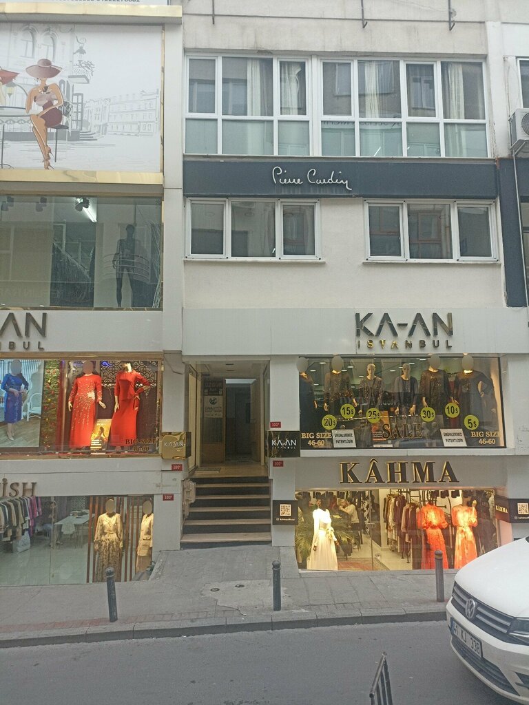 Giyim mağazası Queen fashion, İstanbul, foto