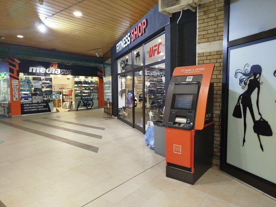 ATM'ler Intesa, Novi Sad, foto