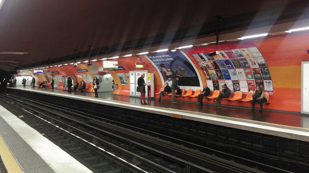 Metro istasyonu Métro Havre – Caumartin, Paris, foto