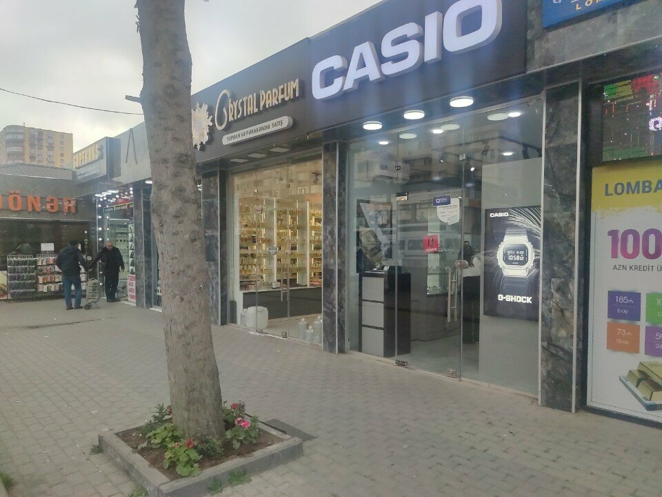 Kozmetik ve parfümeri mağazaları Crystal parfüm, Bakü, foto