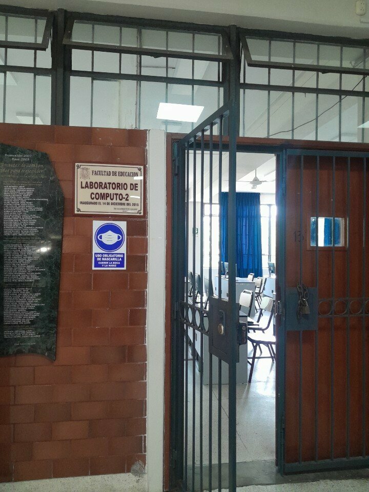 Tıbbi laboratuvarlar Laboratorio de computo - 2, Lima, foto