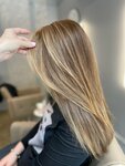 Demidova_hair (Vyborgskoye Highway No:15), güzellik salonu  Saint‑Petersburg'dan