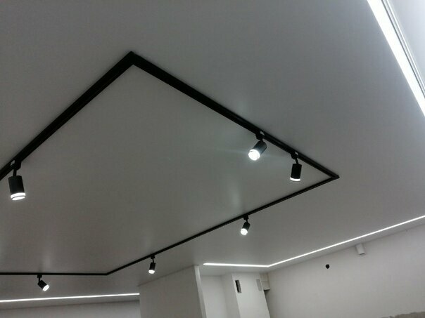 Tavan sistemleri Potolki Stilnoye Nebo, Şadrinsk, foto