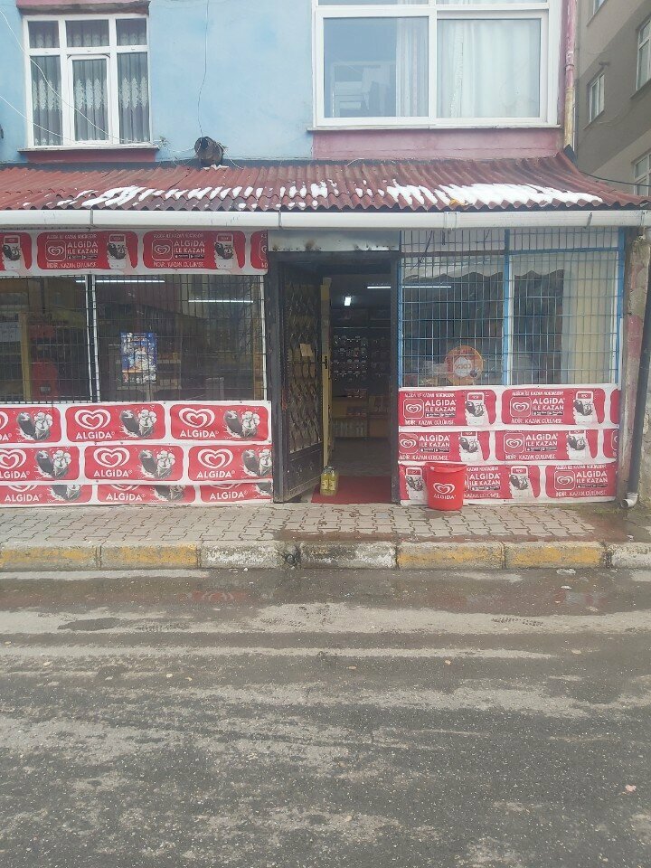 Mini-market Memişoğlu Yavuz Gıda, İstanbul, foto