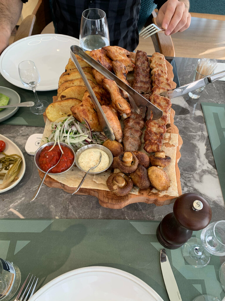 Restoran Sarin, Kotayk, foto