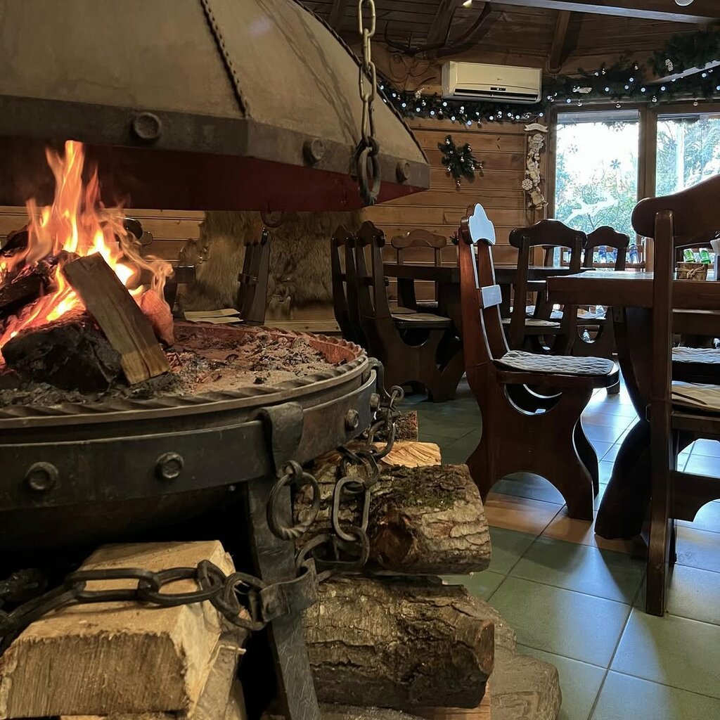 Kafe Gnezdo sovy, Soçi, foto