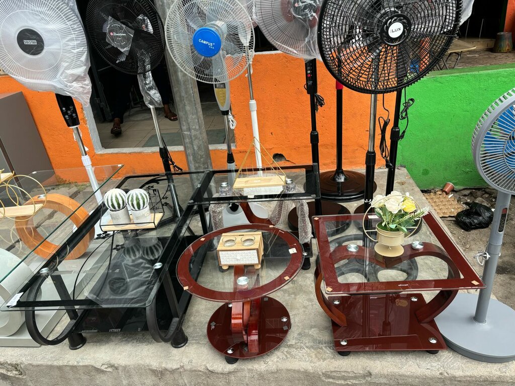 Beyaz eşya mağazaları Chez Tonton Aladji, Abican, foto