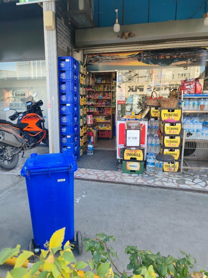Market Gök Bakkaliyesi, İstanbul, foto
