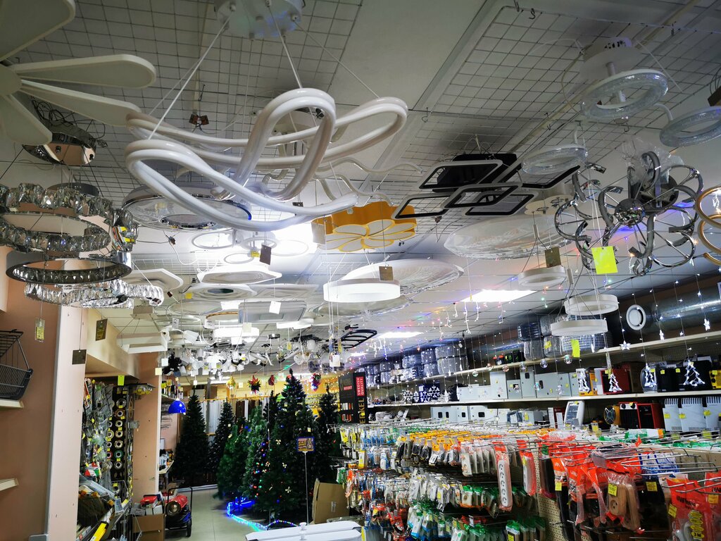 Yapı mağazası Megavolt, Arhangelskaya oblastı, foto