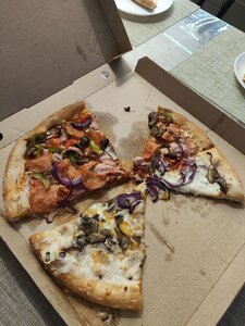 Dodo Pizza (Tikhaya Street No:104, posyolok Zonalnaya Stantsiya), pizzacılar  Tomskaya oblastından