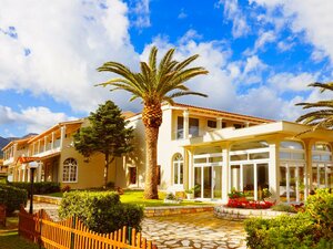 Hotel Acharavi Beach (Ionian Islands, Anaharavi), otel  İyonya Adaları'ndan