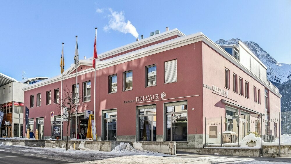 Otel Badehotel Belvair Scuol, , foto
