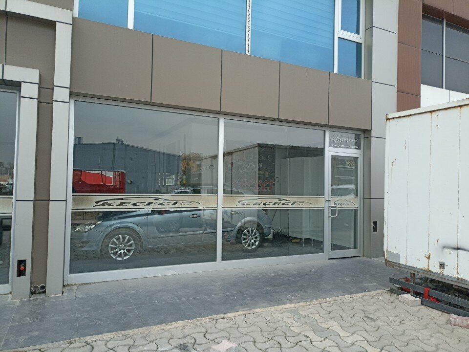Otomobil satış galerileri Keçeci Otomotiv, Konya, foto
