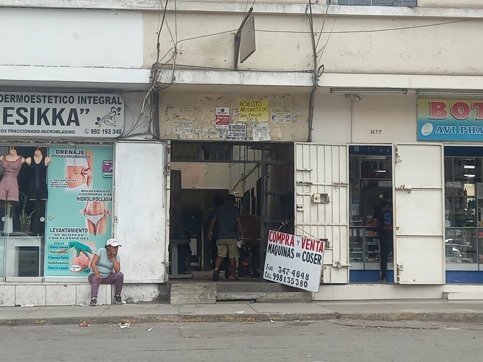 Dikiş ekipmanları Purchase and Sale Sewing Machines, Lima, foto