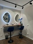 Sheker. Brows (Morskoy Pekhoty Street No:26к1), kaş ve kirpik salonu  Saint‑Petersburg'dan