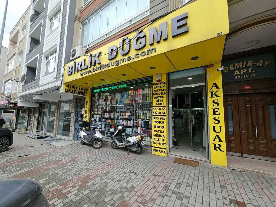 Tekstil endüstrisi için hammadde Birlik Düğme, İstanbul, foto