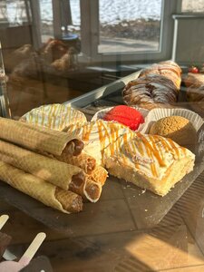 Coffee & Waffle (Lenina Street No:12А), kahve dükkanları  Stroitel'den