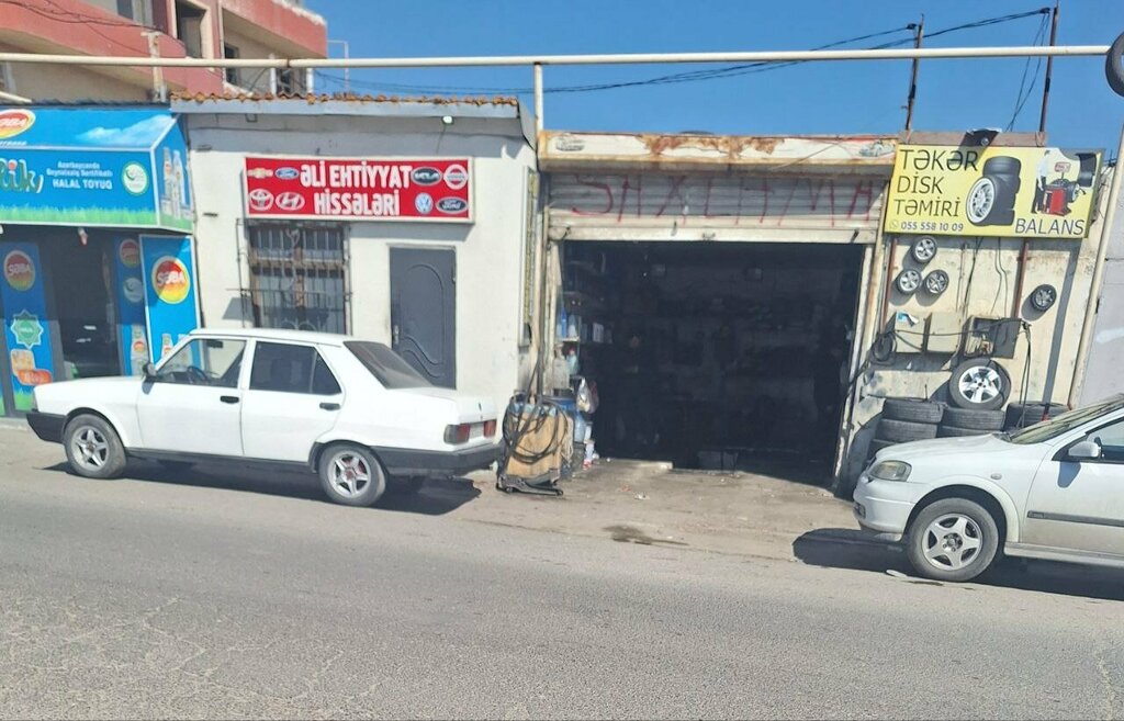 Express yağ değişim noktası Çilingər Yağlama, Bakü, foto