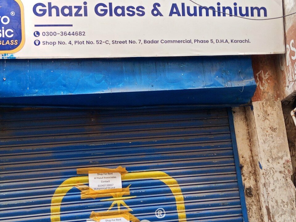 Cam ve cam ürün üreticisi Ghazi glass, Karaçi, foto