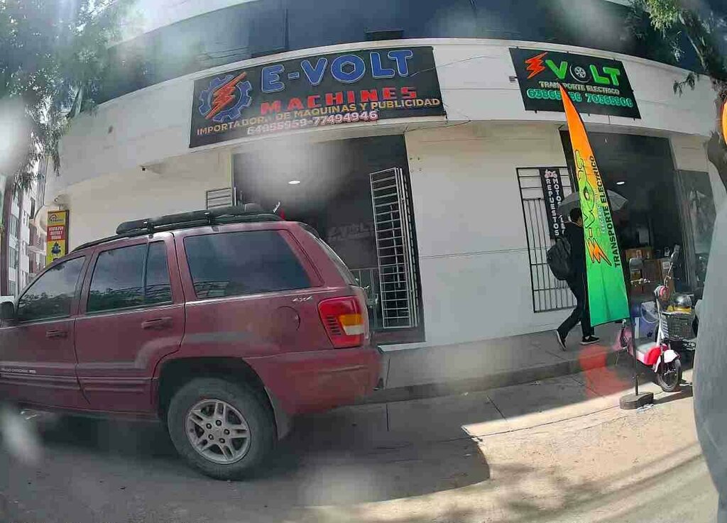 Elektronik eşya mağazaları Evolt Machines, Cochabamba, foto