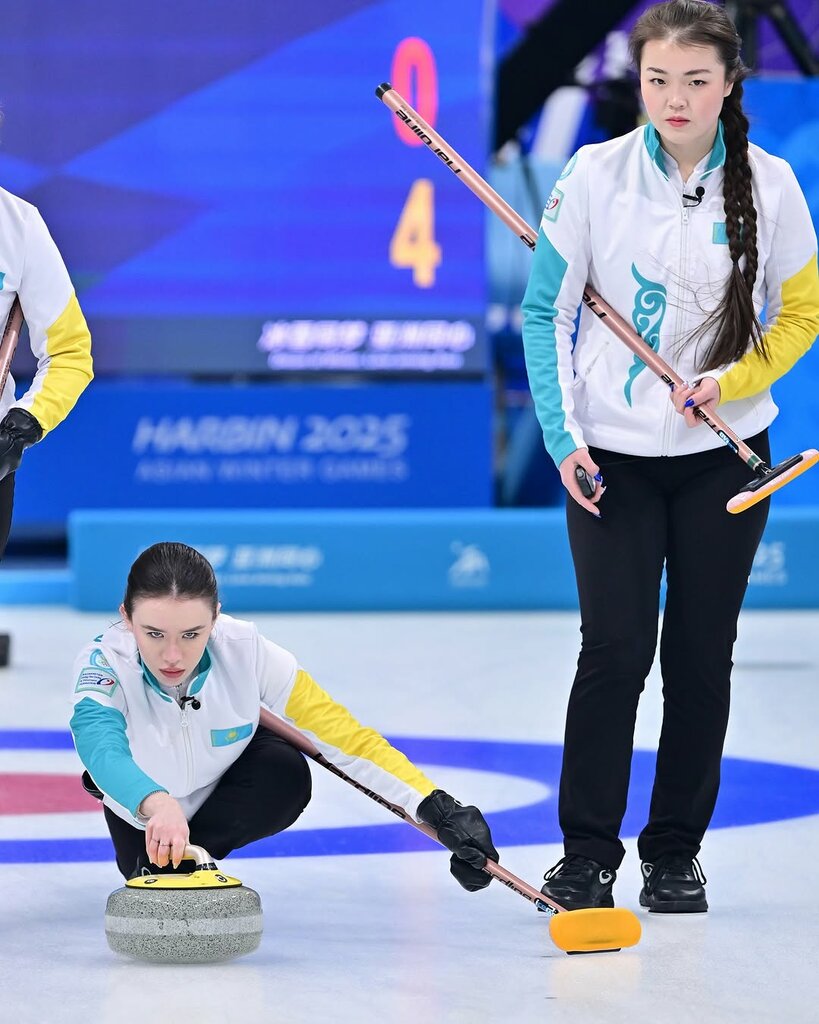Spor kulüpleri Kazakhstan Federation of curling, curling and petanka, Almatı, foto