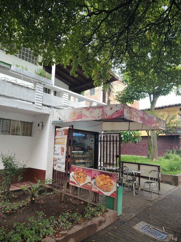 Ekmek fırını Suarfer Bakery, Medellin, foto