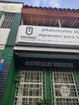 Escuela Integral de Educación Escined (Antioquia, Municipio de Medellín, Barrio de Las Palmas, Carrera 42, 50-55), kurs  Medellin'den