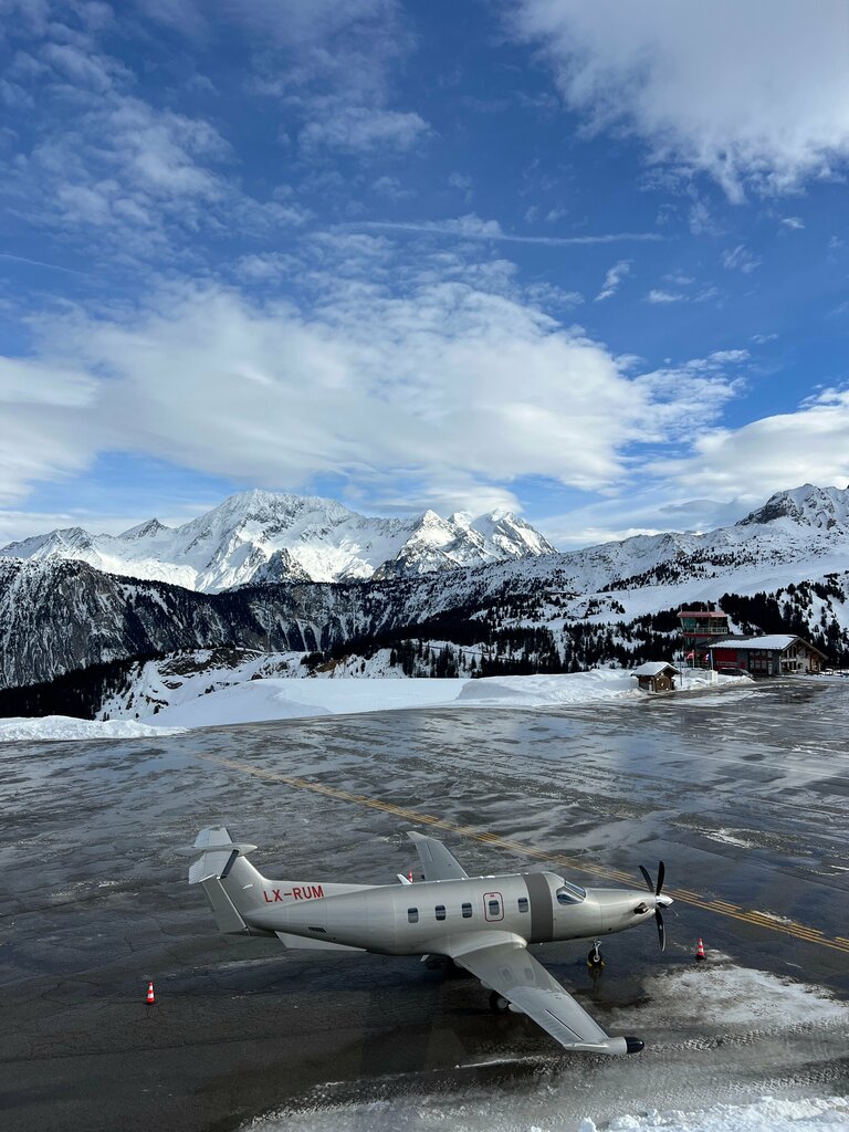 Hava meydanı Altiport de Courchevel, , foto