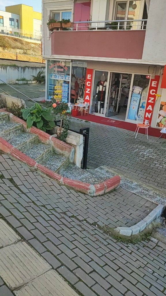 Eczaneler Aslı Sağlık Eczanesi, Bursa, foto