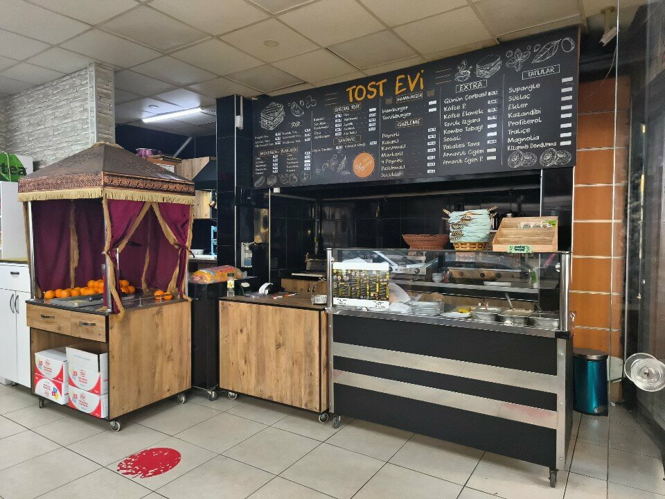 Fast food Tost Evi, İstanbul, foto