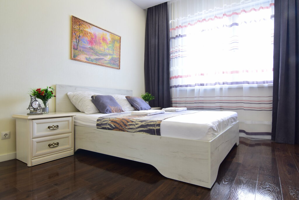 Otel Просторная однокомнатная квартира по адресу Тюменский тракт 4, Surgut, foto