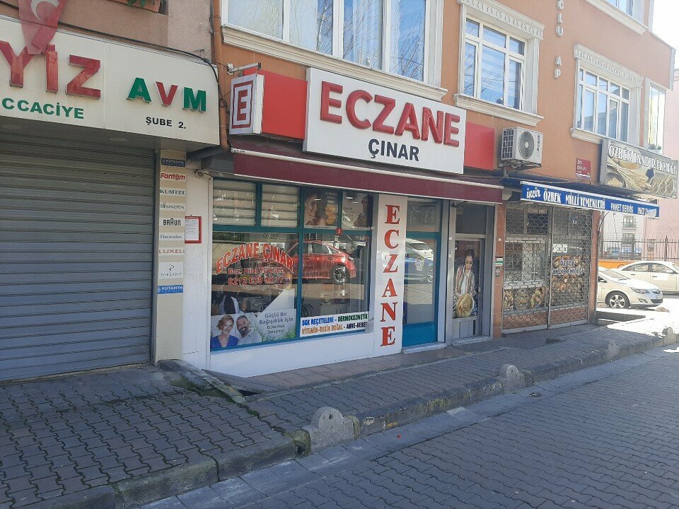Eczaneler Çınar Eczanesi, İstanbul, foto
