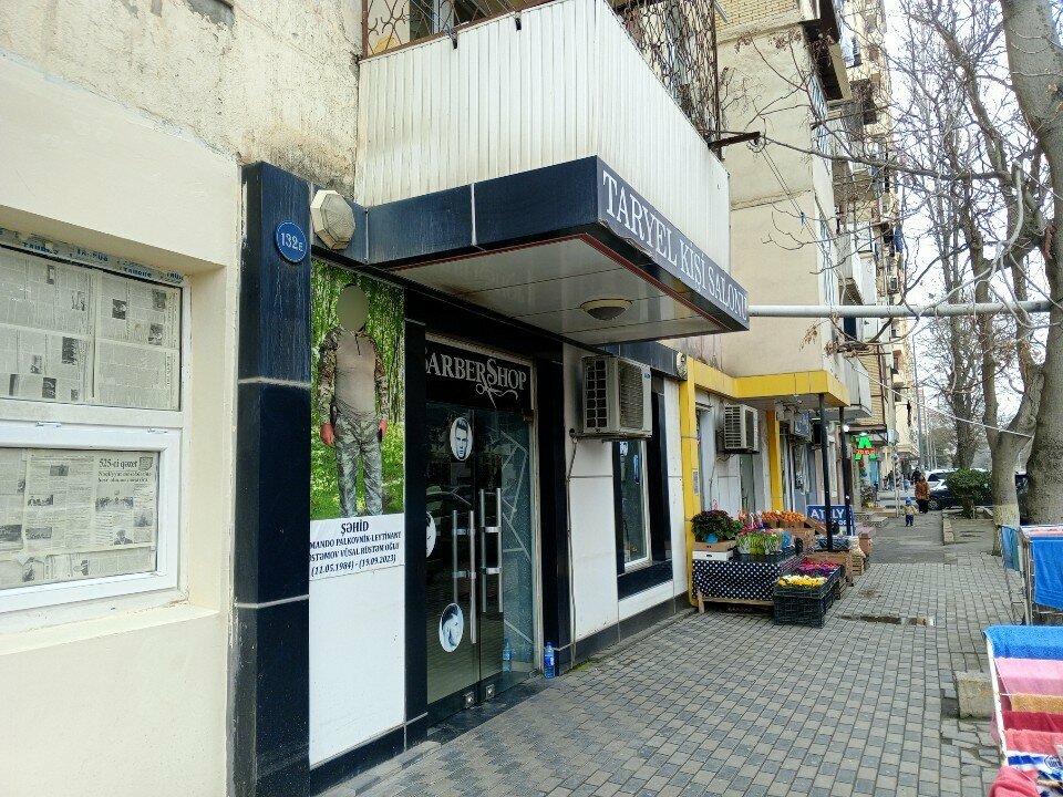 Kuaförler Taryel kişi salonu, Bakü, foto