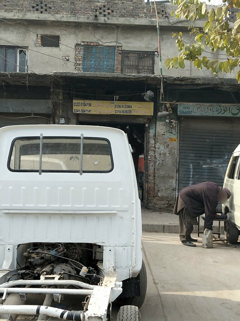 Otomobil servisi Yasir Lock Master & Mandry Ustad Mechanic, Rawalpindi, foto