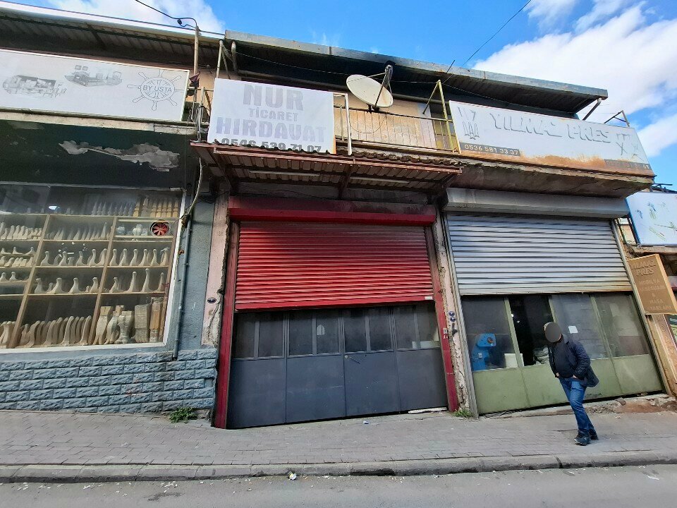 Conta ve keçe takma aletleri Nur Ticaret Hırdavat, İzmir, foto