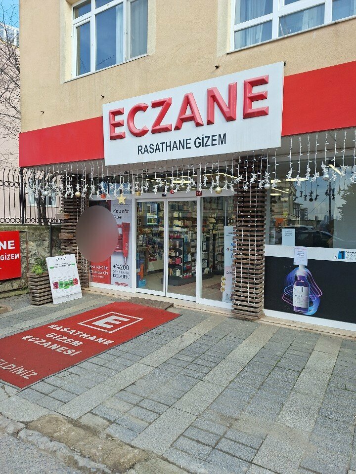 Eczaneler Rasathane Gizem Eczanesi, İstanbul, foto