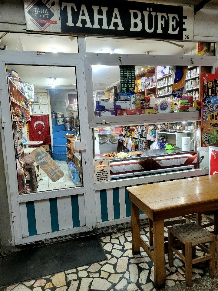 Market Taha Büfe, İstanbul, foto