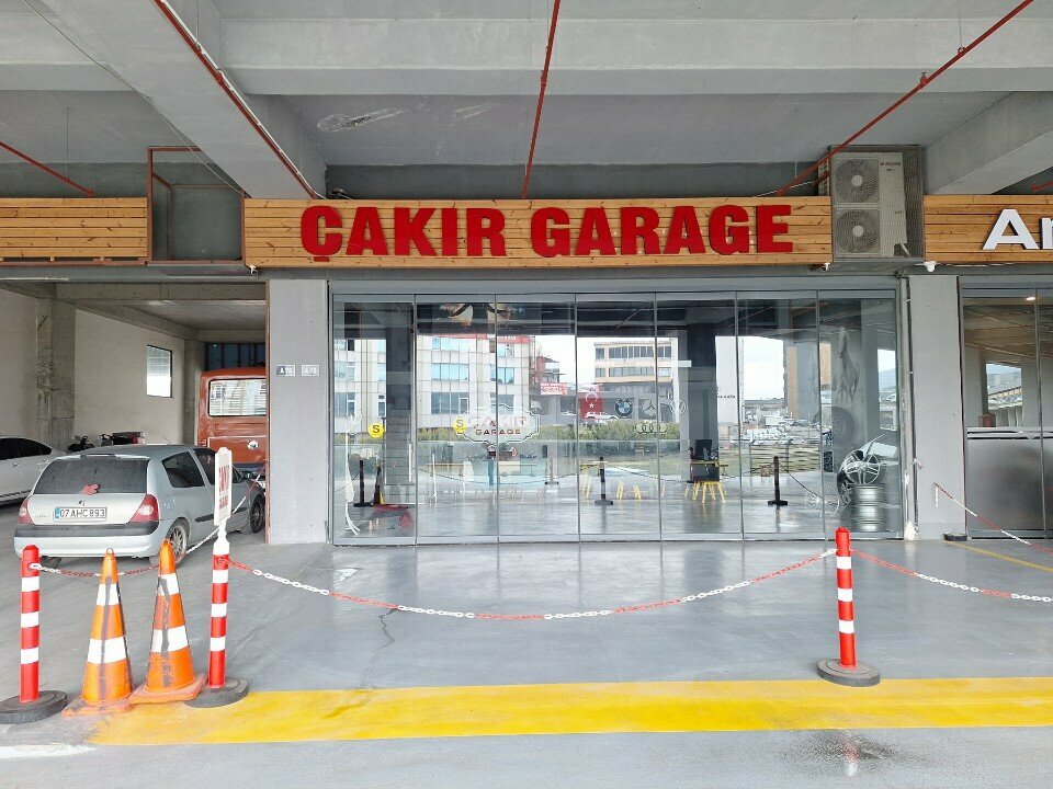 Kamyon ve ağır vasıta satış ve servis firmaları Çakır Garage, İstanbul, foto