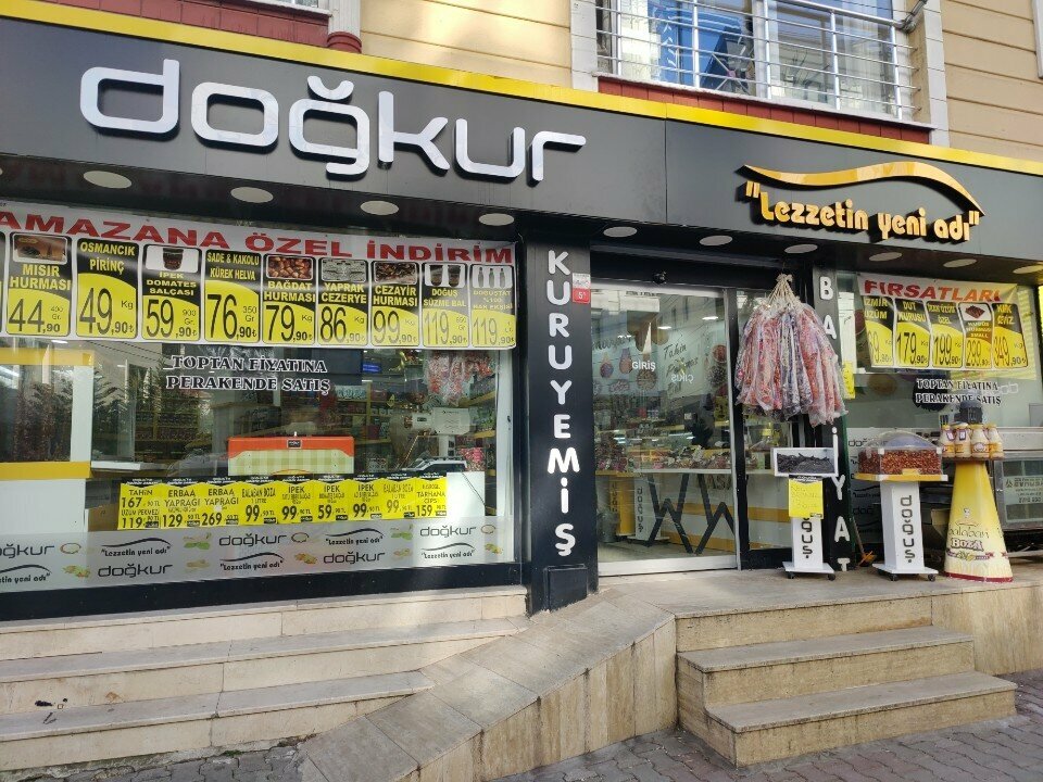 Kuruyemiş, atıştırmalık, kuru meyve Doğuş Kuruyemiş, İstanbul, foto