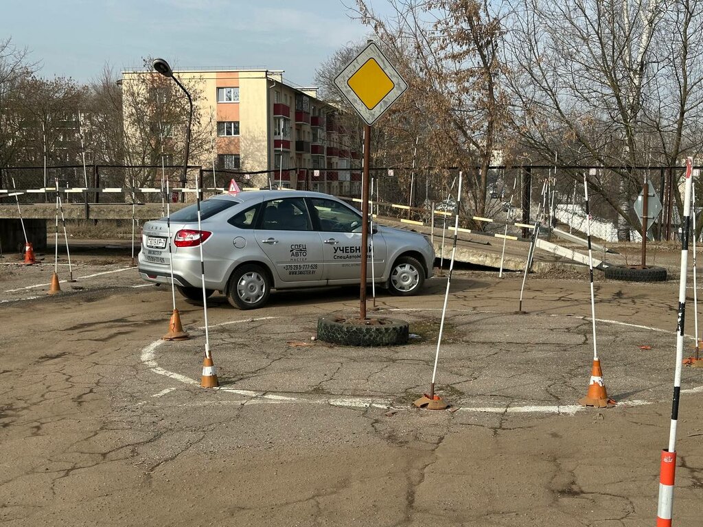 Ehliyet sınav alanı Автошкола ЧП Спецавтомастер, площадка для вождения, Minsk, foto