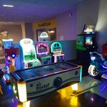 Игротека (Scherbakova Street No:4, Yekaterinburg), oyun ve şans oyunu makinaları  Yekaterinburg'dan