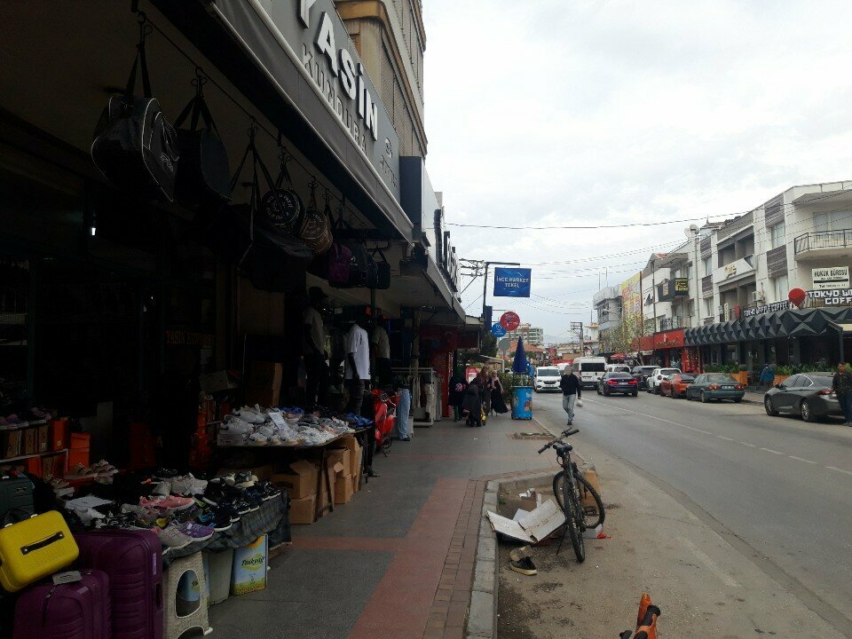 Emlak ofisi Engin Emlak, İzmir, foto