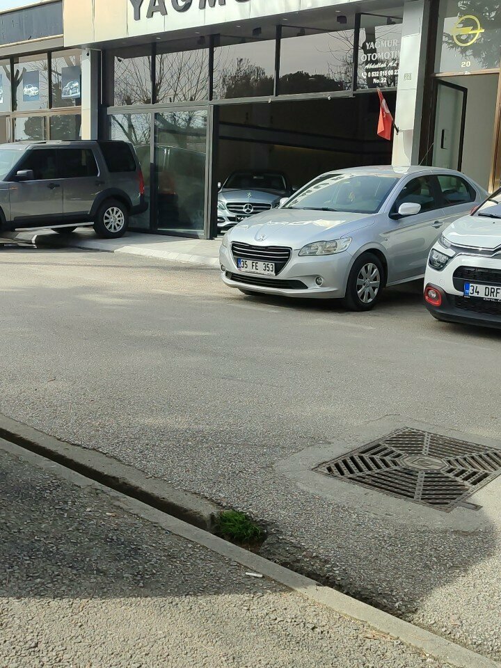Otomobil satış galerileri Yağmur Otomotiv, Bursa, foto